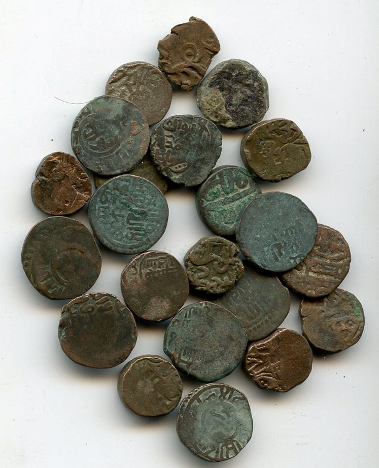 Lot of 22 billon and bronze, various rulers, 1150-1300, Kingdoms in Ce ...