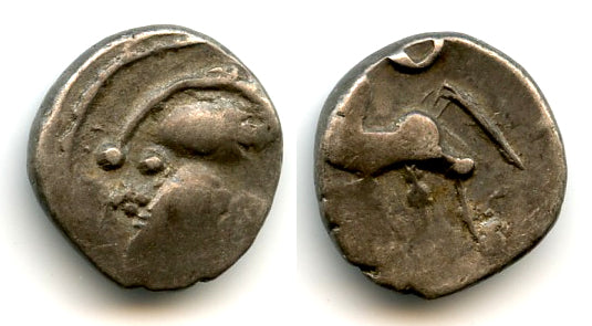 Silver quinarius, c.80-50 BC, the Aedui tribe, Celtic Gaul – NumisMall.com