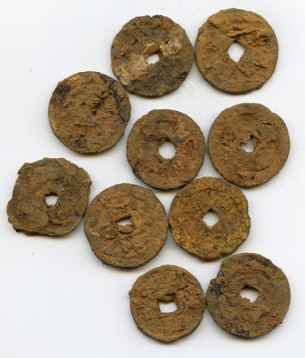 Lot of 10 uncleaned large iron coins, N. and S. Song, c.1000-1250, Chi ...
